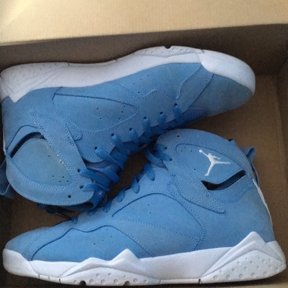 Jordan | Shoes | Jordan 7 Retro Pantone | Poshmark